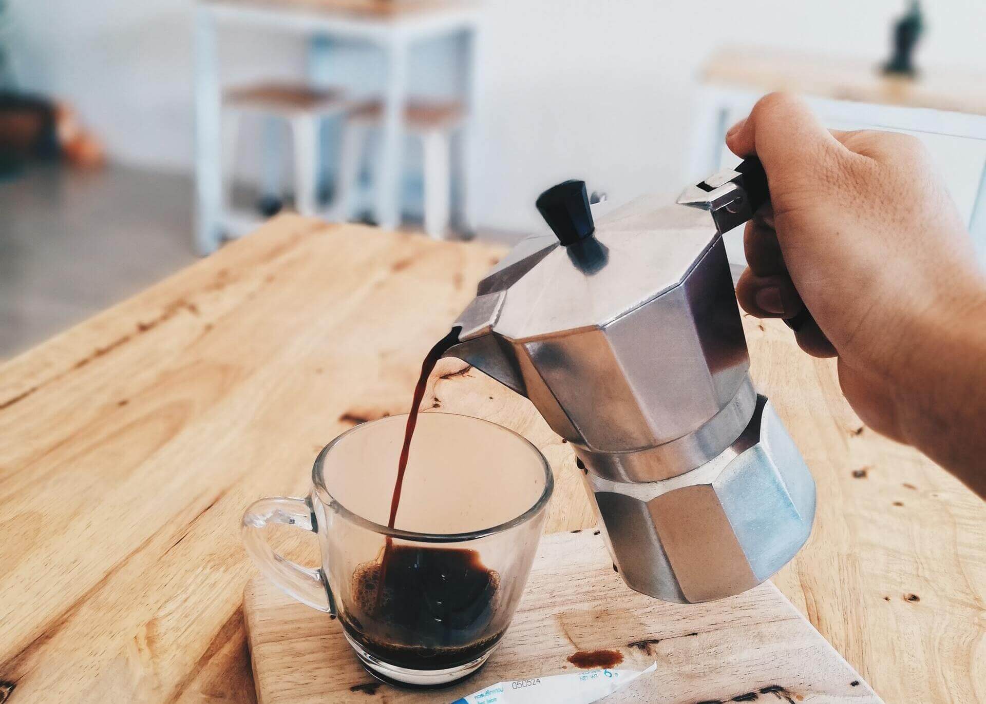 Moka Pot vs. French Press: Which One to Choose? • Crazy Coffee Bean