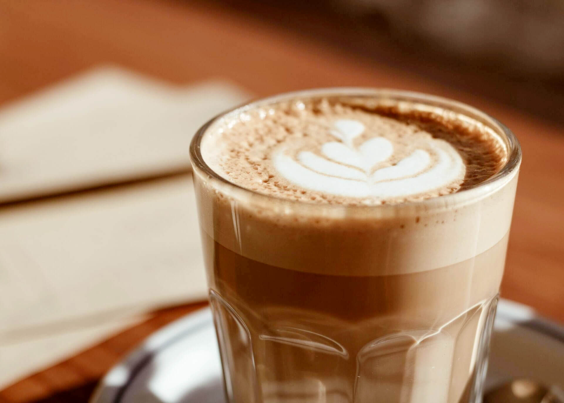 Is a Latte Hot Or Cold: What Is the Perfect Temperature? • Crazy Coffee ...