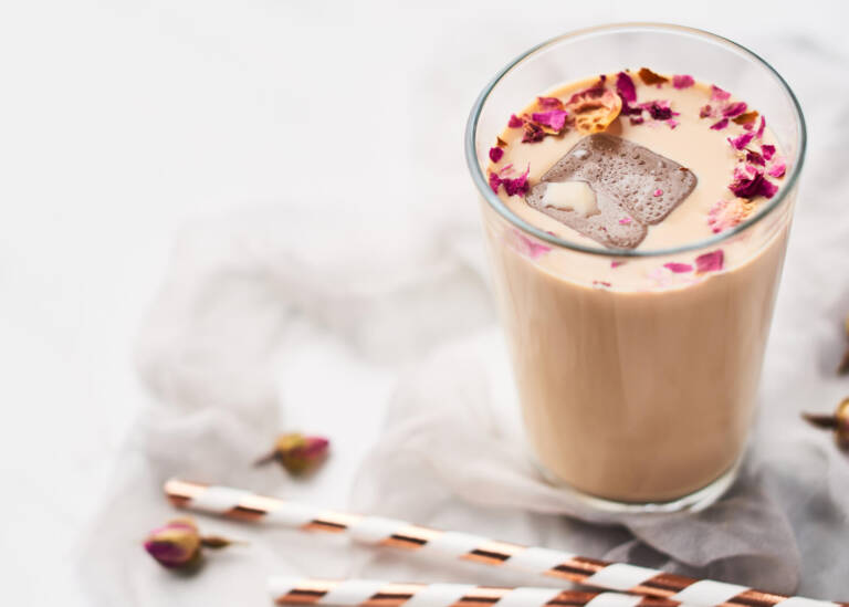 Rose Latte Recipe: a Delicious Floral Twist to Your Morning Coffee ...